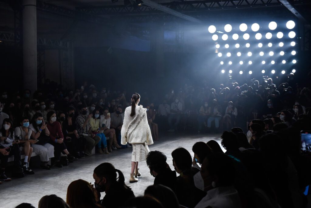 Saiba tudo sobre a venda de ingressos no SPFW - São Paulo Fashion Week